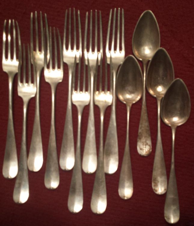 Antikes Silberbesteck, 13 Teile (Gebraucht) in Bedigliora für CHF 190 – mit Lieferung auf ...