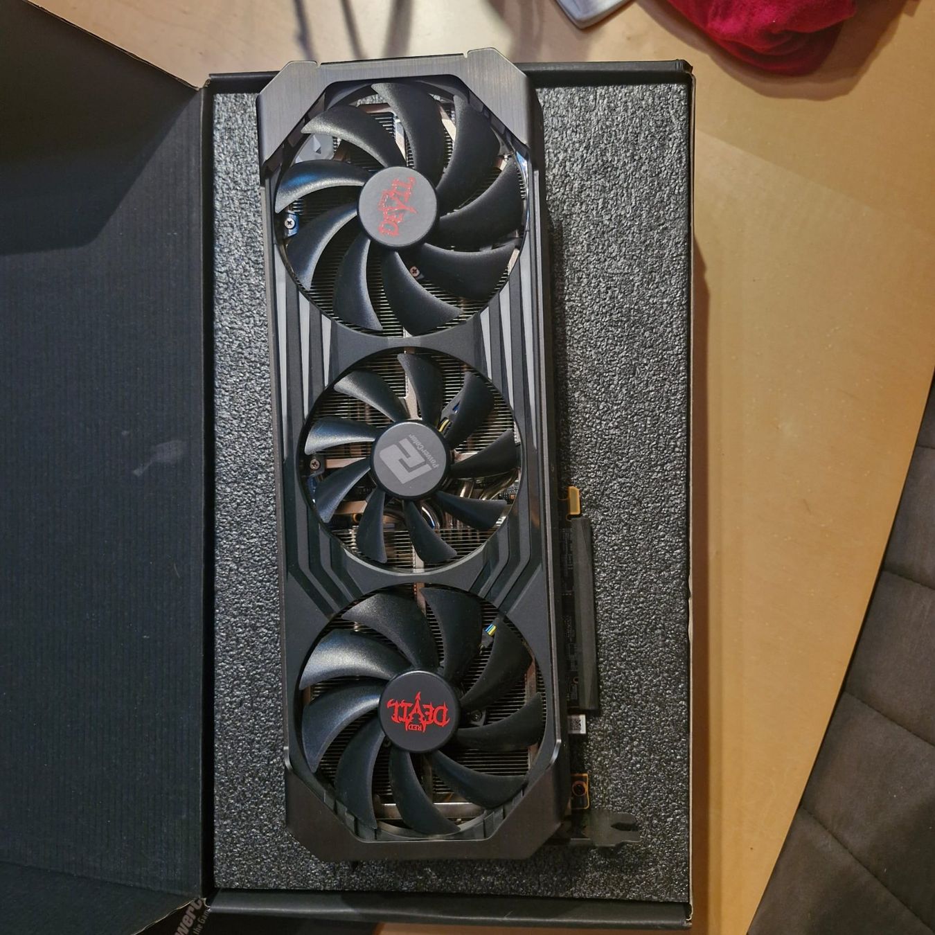 Amd Radeon 6900xt PowerColor Red Devil Ultimate (Gebraucht) in Prez ...