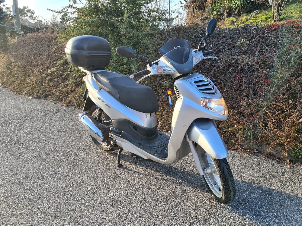 Scooter SYM HD 125 (Gebraucht) in Yens für CHF 152 – nur Abholung auf ...