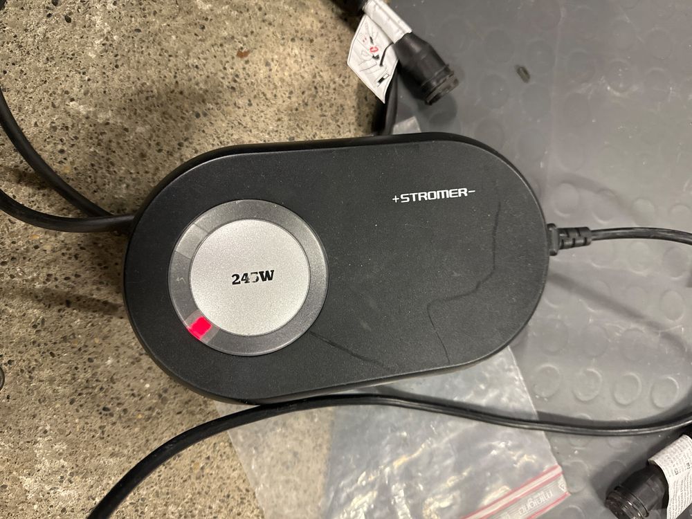 Stromer 48V Ladegerät, für ST2 bis ST7 mit Magnetstecker (Defekt) in Solothurn für CHF 55 – mit ...