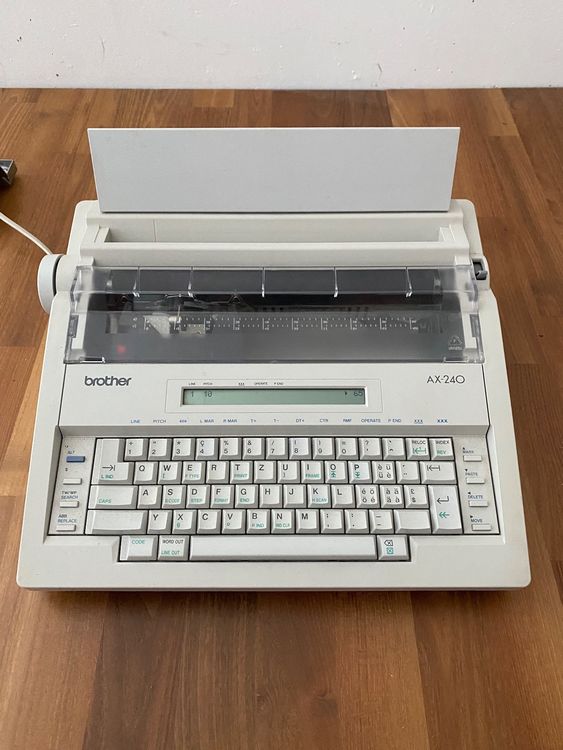 Elektrische Schreibmaschine Brother AX-240 (Gebraucht) in Luzern für ...