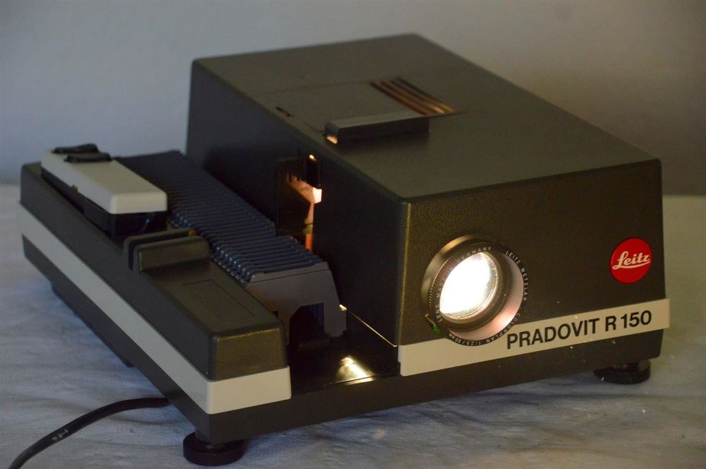 Diaprojektor Leitz Pradovit R150 (Gebraucht) in Collonges für CHF 80 – mit Lieferung auf Ricardo ...