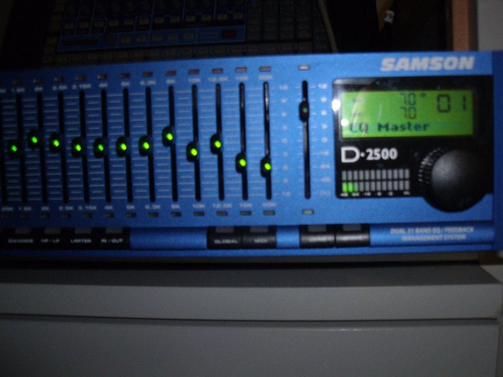 Samson D-2500 Digital Equalizer (Gebraucht) in Bellikon für CHF 125 ...