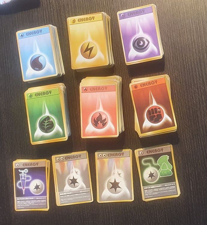 Ca. 700 Old Back Japanese Energy Pokemonkarten | Kaufen auf Ricardo