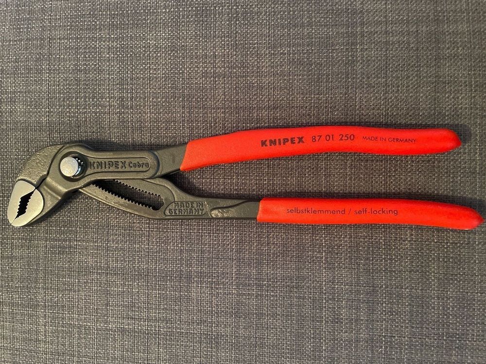 Knipex Cobra Wasserpumpenzange 250er BO | Kaufen auf Ricardo