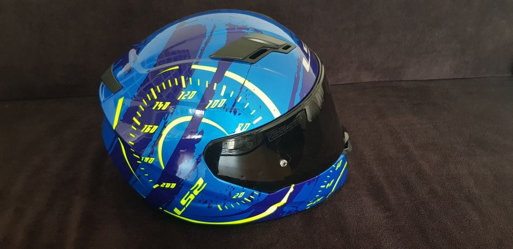 Helm | Kaufen auf Ricardo