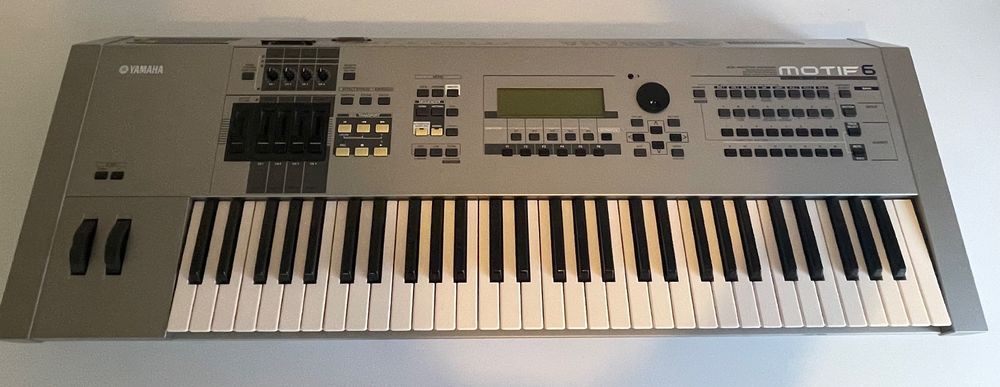 Yamaha MOTIF 6 Music Production Synthesizer | Kaufen auf Ricardo