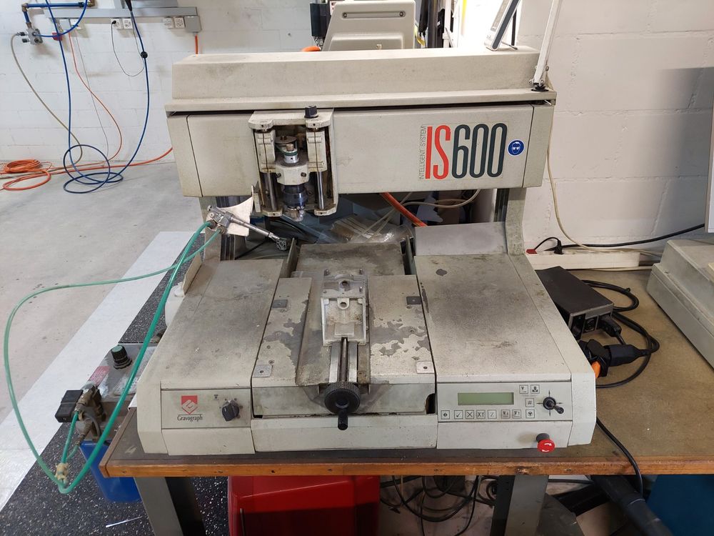 VX IS 600 Gravograph Graviermaschine (Defekt) in Volketswil für CHF 200 ...