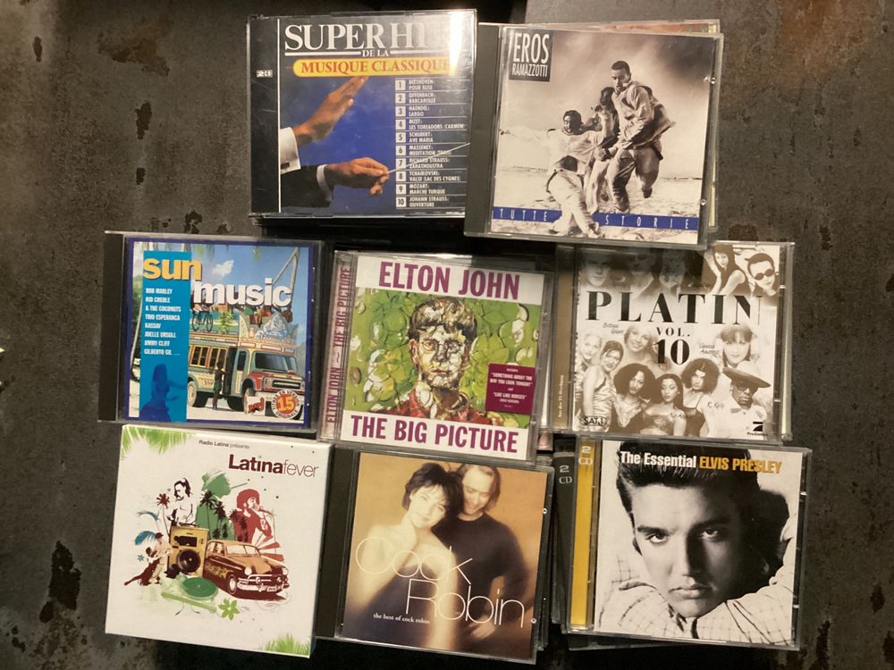 Lot de CD, plus de 60 albums (Gebraucht) in malleray für CHF 5 – mit ...
