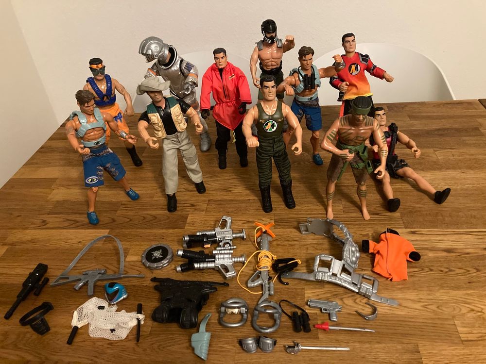 Action Man Figuren Lot mit Zubehör 90er Jahre | Acheter sur Ricardo