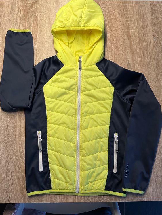 46 Nord Softshelljacke, 134/140 (Gebraucht) in Heiligkreuz (Mels) für ...