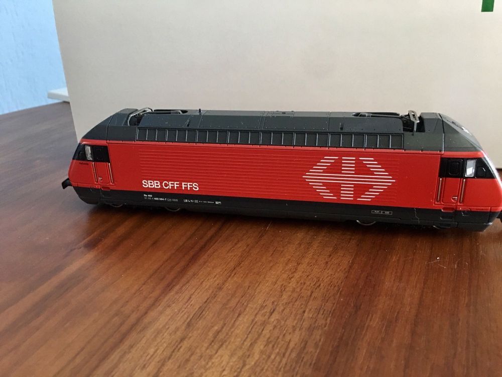Trix 22948, Elektrolokomotive Re 460 084-7 Helvetia, SBB, H0 | Acheter ...