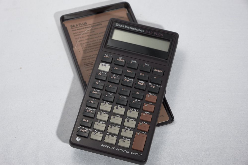 Texas Instruments BA II Plus Taschenrechner | Kaufen auf Ricardo