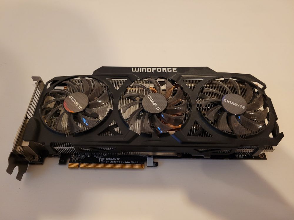 Gigabyte R9 290X GDDR5-4GB 2xDVI/HDMI/DP OC Graphics Card GV (Gebraucht ...