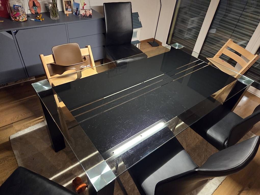 Table en verre 160x90 (D'occasion) à Yens pour CHF 1 – retrait ...