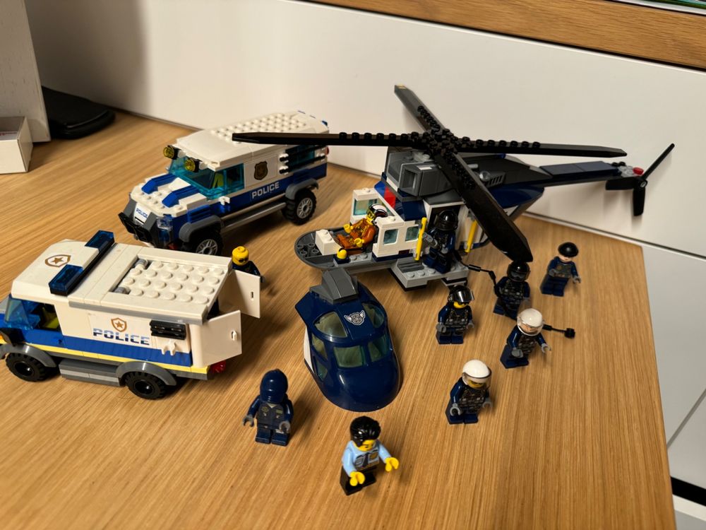 Lego Polizei (Gebraucht) in Baar für CHF 17 – mit Lieferung auf Ricardo ...