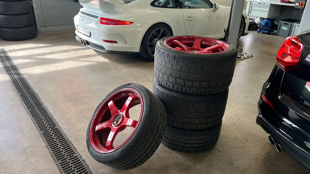 ADVAN Racing GT Yokohama Wheels (Japan) Porsche GT3 991.1 (Gebraucht ...