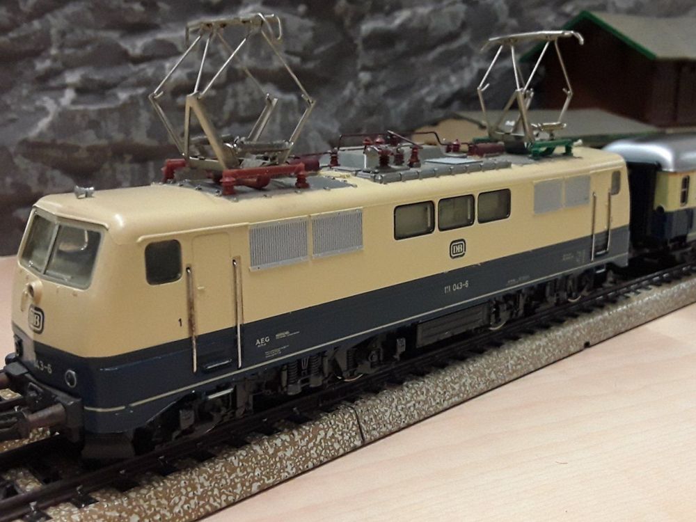 Märklin _ Rheingold Zug Komposition Lok & 4 Wagen _ Spur H0 | Kaufen ...