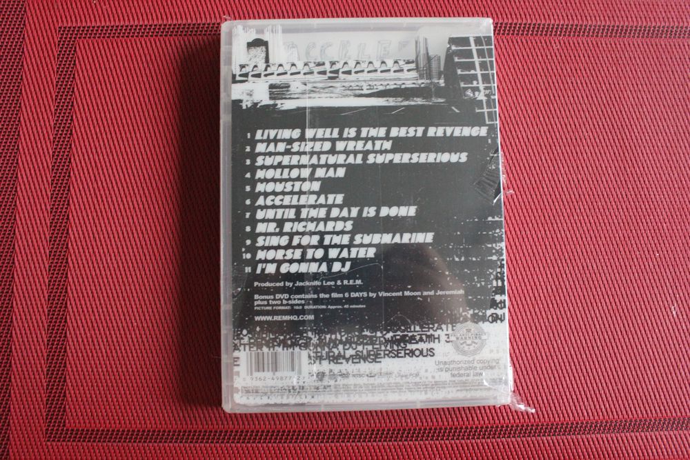 R.E.M. ACCELERATE BOX CD + DVD Neu (Neu und originalverpackt) in Geroldswil für CHF 9.95 – mit ...