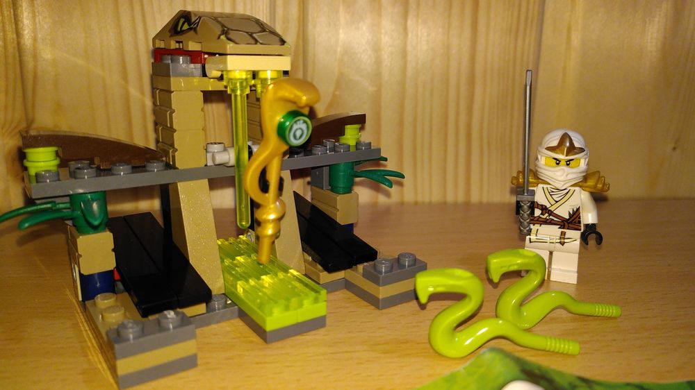 Lego Ninjago 9440 Venomari Shrine | Kaufen auf Ricardo