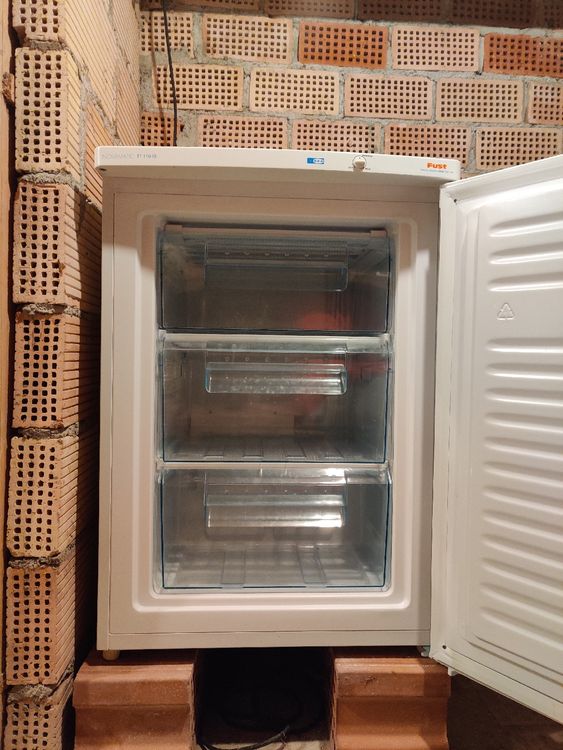 Tiefkühlschrank Novamatic TF 110-IB, 93l | Kaufen auf Ricardo