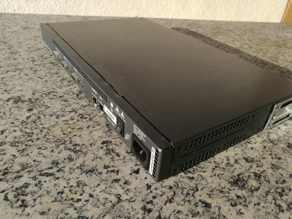 Cisco 2501 Router (Gebraucht) in Wernetshausen für CHF 2 – mit ...