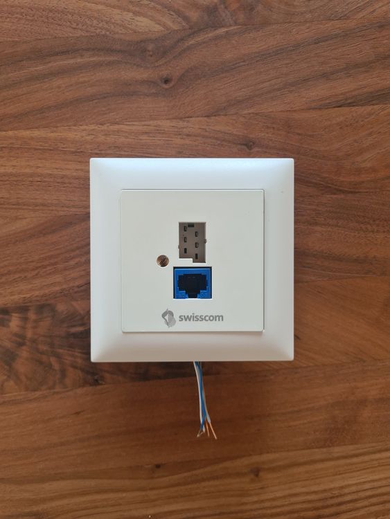 UP Dose T+T/RJ45 Swisscom | Kaufen auf Ricardo