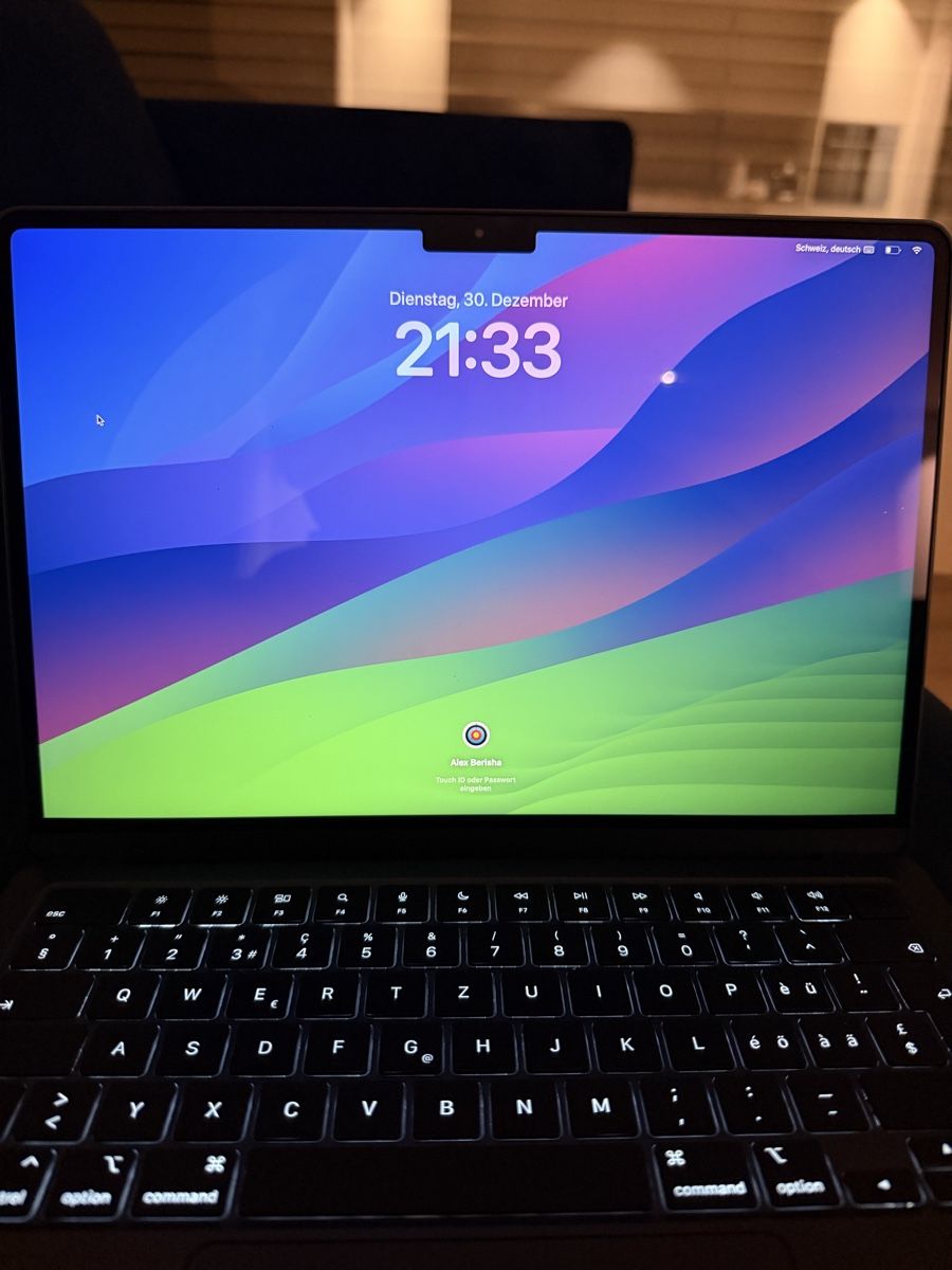 MacBook Air 13 Zoll (2024) mit Apple M3 Chip (Neu (gemäss Beschreibung ...