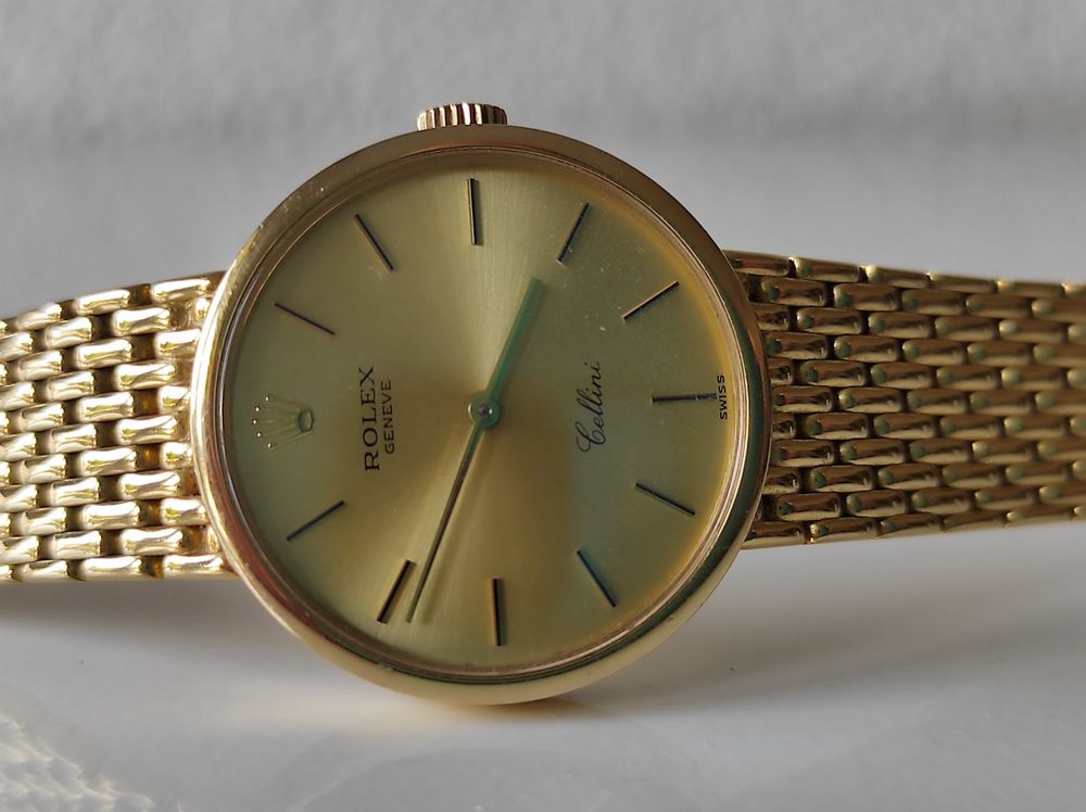 Rolex Cellini 18K mit 18K Uhrenarmband, neuwertig, Box (Gebraucht) in Grenchen für CHF 3990 ...