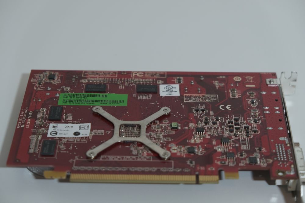 Graphikkarte ATI-102-B834 Ati HD 4650 1GB | Acheter sur Ricardo