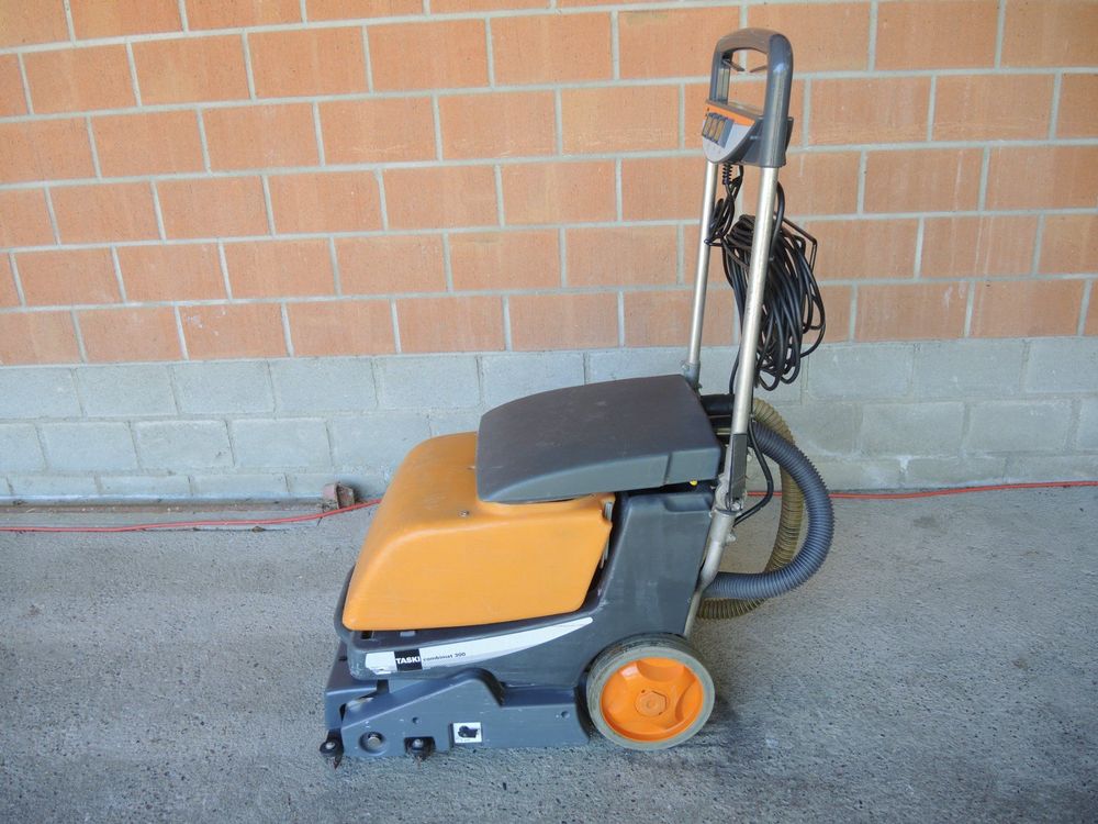 TASKI Combimat 300 / Walzen Scheuersaugmaschine | Kaufen auf Ricardo