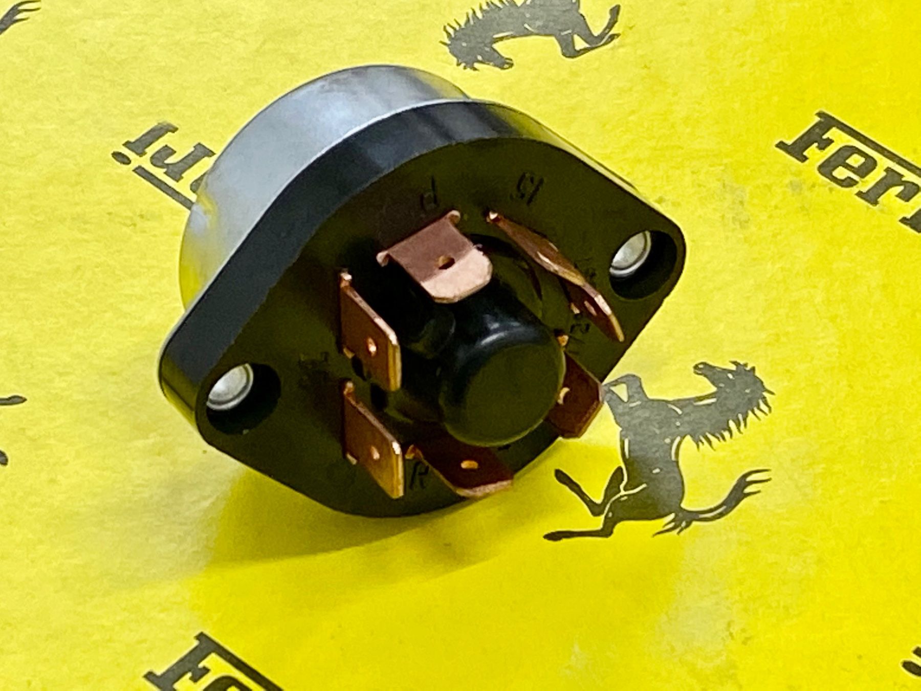 Ferrari 246,308,328,250,275,330,F40,F50 IGNITION SWITCH (Neu (gemäss ...