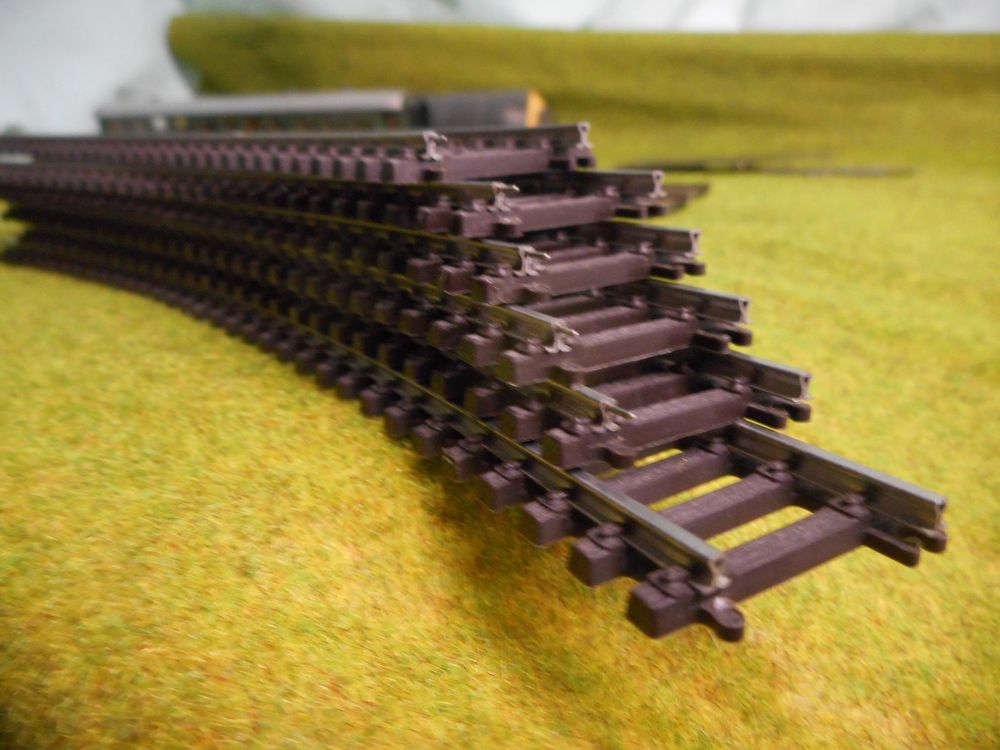 Kleinbahn, über 200x Gleise, Weichen usw. (Gebraucht) in Bretzwil für ...