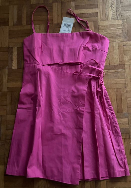 Robe d'été rose vif avec découpe T34 neuve avec étiquette | Kaufen auf ...