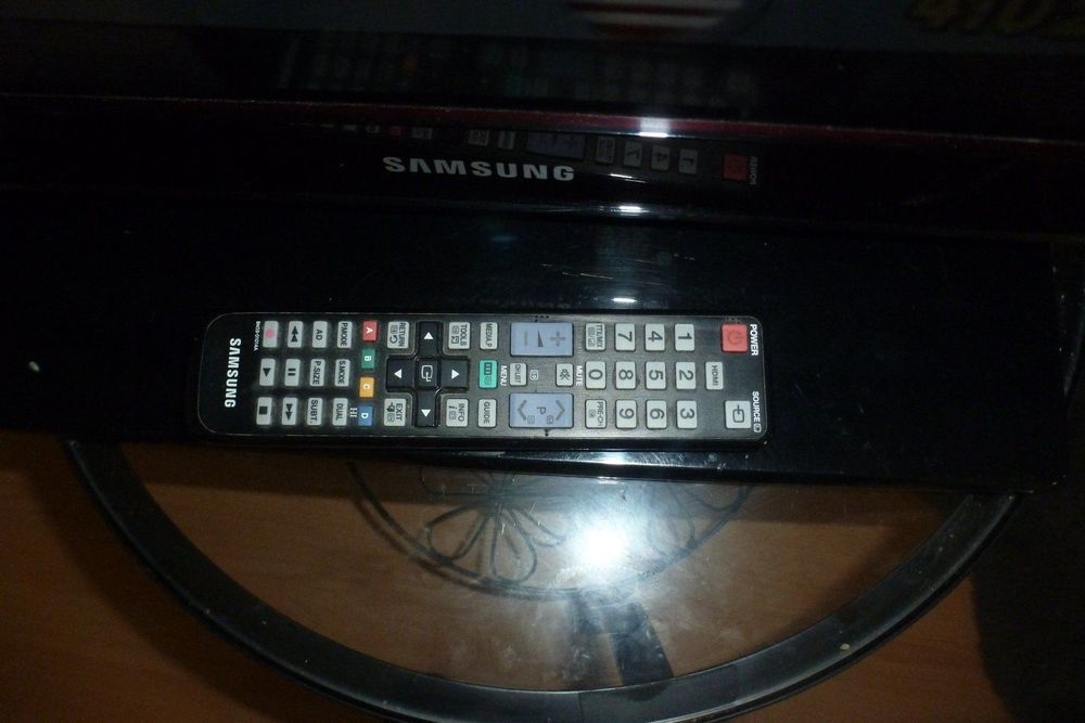 Samsung LE32C530F1W Television (Gebraucht) in Emmen für CHF 70 – nur ...