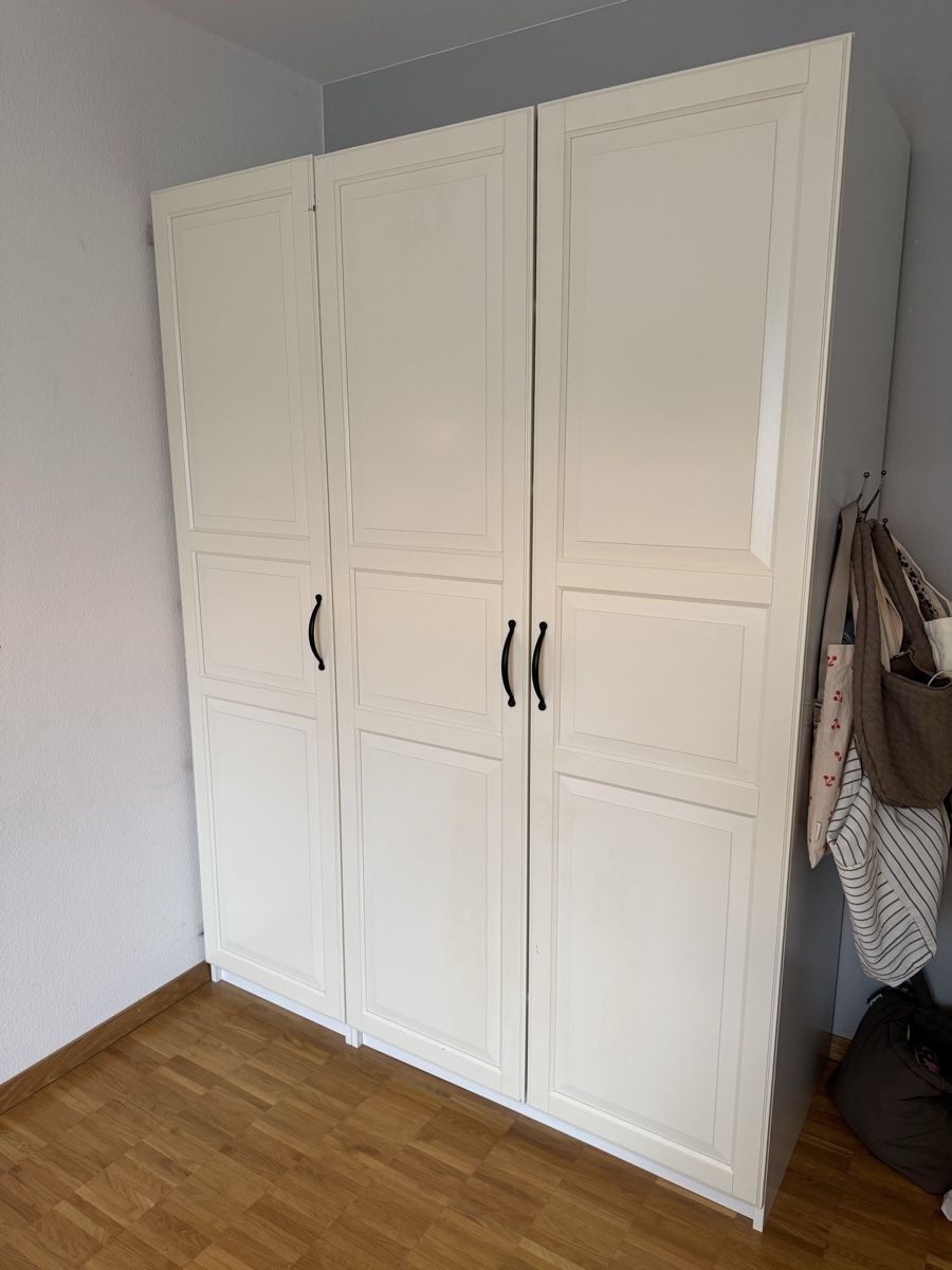 Ikea Turen Pax