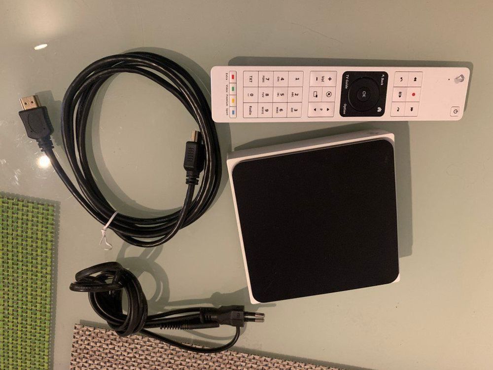 Swisscom TV Box HD 2.0 mit Zubehör | Kaufen auf Ricardo
