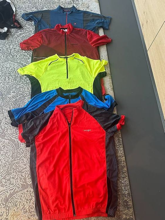 Velo Herren Shirts und Dress, total 8 Stück, Gr. XL-XXL | Acheter sur Ricardo