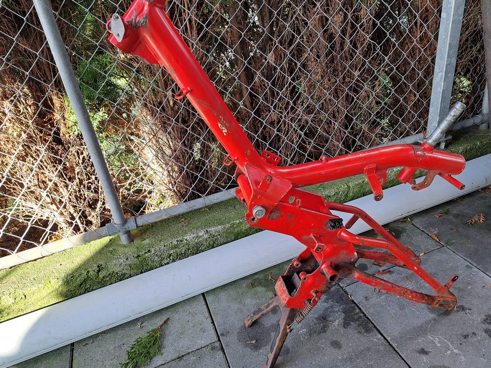 Mofa Cilo 512 Rahmen Center Federbein Beta Motor (Defekt) in Oberägeri ...