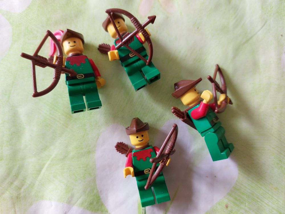 Lego Figuren Robin Hood Pfeil und Bogen (Gebraucht) in Thun für CHF 17 ...