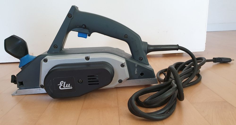 Elu Handhobelmaschine / Dickenhobel mit Zubehör | Kaufen auf Ricardo