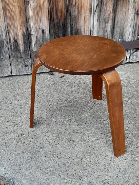 Vintage Horgen Glarus Hocker dreibeinig (Gebraucht) in Thun für CHF 104 – mit Lieferung auf ...