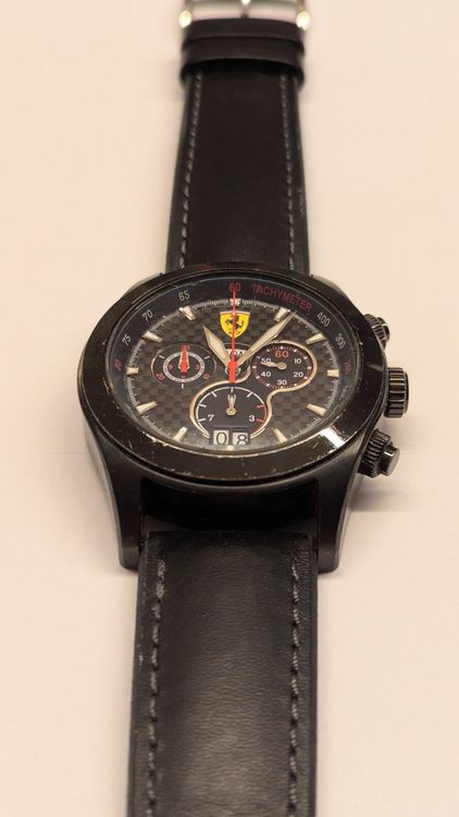 Ferrari Paddock Chronograph Black Carbon Ronda 5050.C (Gebraucht) in ...