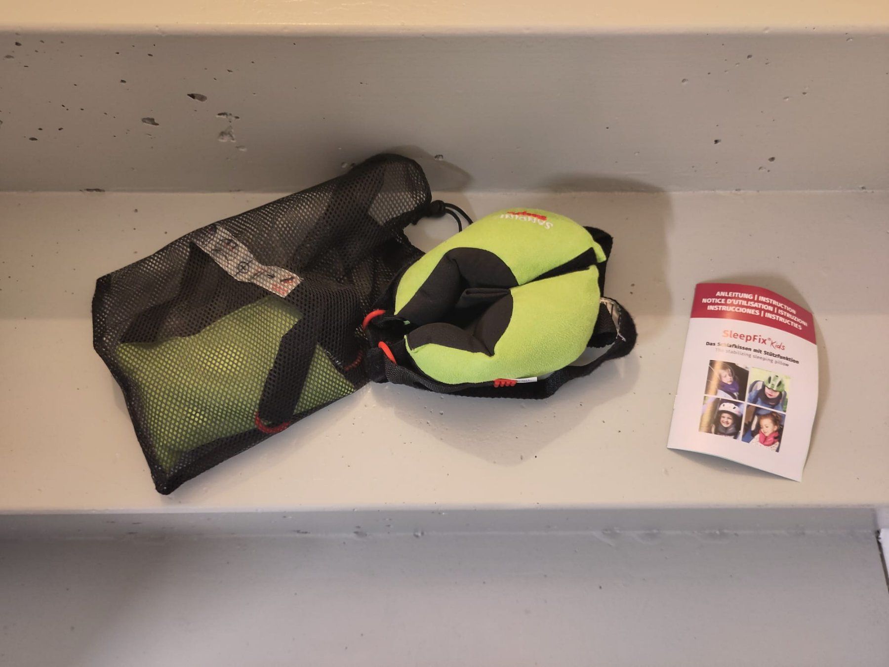 SleepFix Kids: Das Schlafkissen fürs Auto - Neuwertig (Neu (gemäss ...