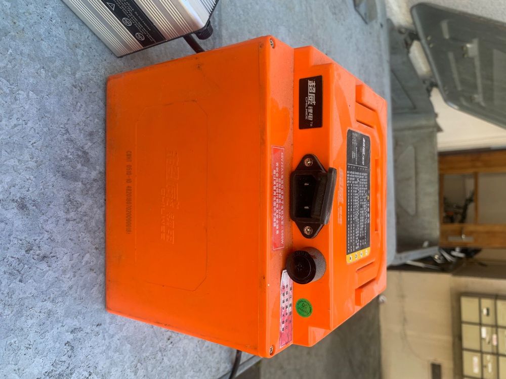 Battery (Gebraucht) in Seebach, Zürich für CHF 50 – nur Abholung auf ...