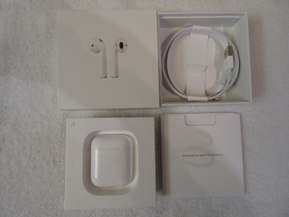 AirPods 1.GEN. ORIGINAL-APPLE, MIT LADEKABEL + OVP. FR.29.- | Kaufen ...