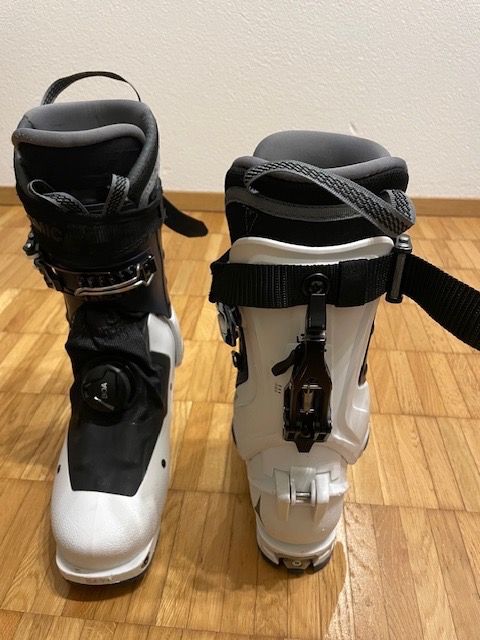 Atomic Damen Backland Pro leichter Skitourenschuh (Gebraucht) in Wettingen für CHF 45 – mit ...