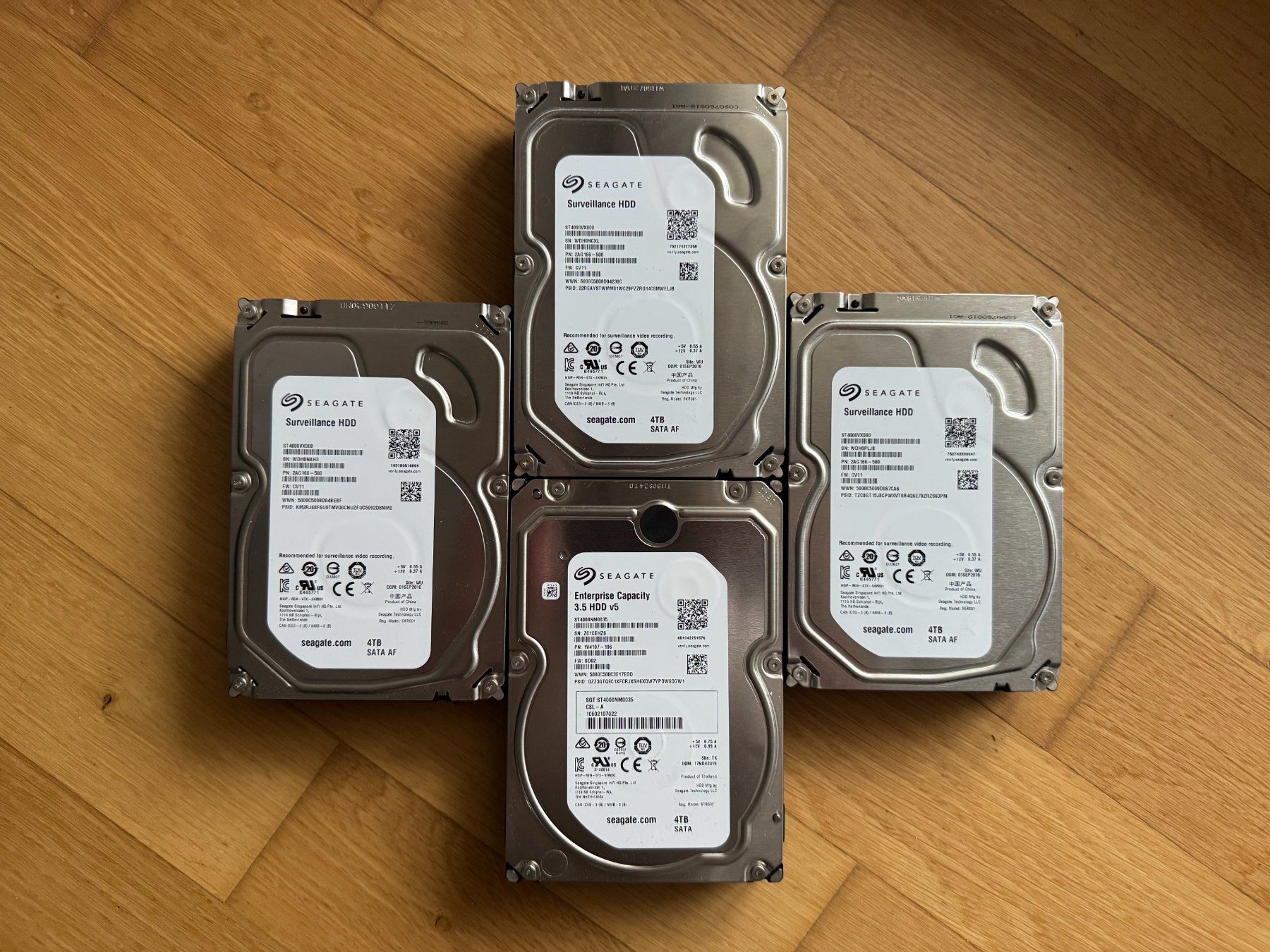 Seagate Enterprise Capacity v5 (4 TB) x4 (Gebraucht) in Wila für CHF ...