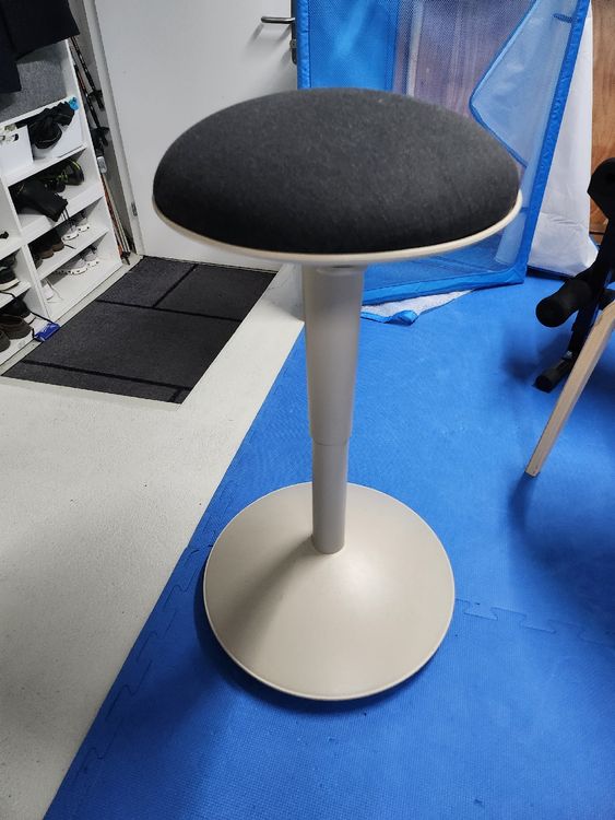 Ikea Steh und Sitz Hocker in gutem Zustand | Kaufen auf Ricardo