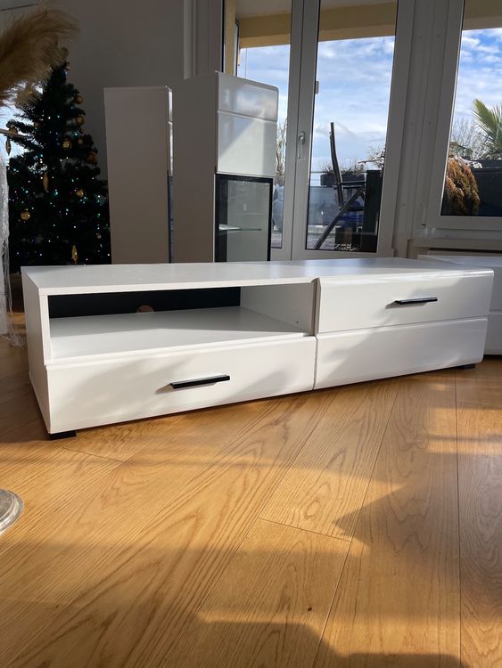 Lowboard in Weiss (Gebraucht) in für CHF 100 – nur Abholung auf Ricardo ...